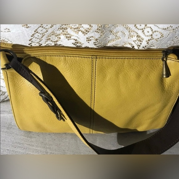 Plinio Visona | Bags | Plinio Visona Mustard Yellow Leather Shoulder ...